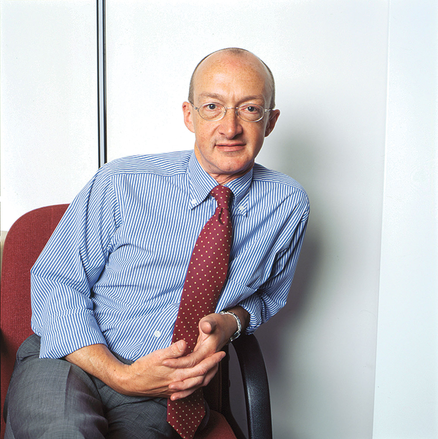 Raynor steps down as RSM Tenon warns of loss - Accountancy Age