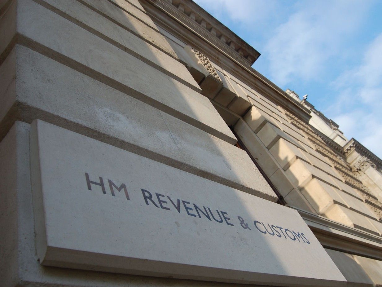 10% of HMRC compliance officers reaching retirement age - Accountancy Age